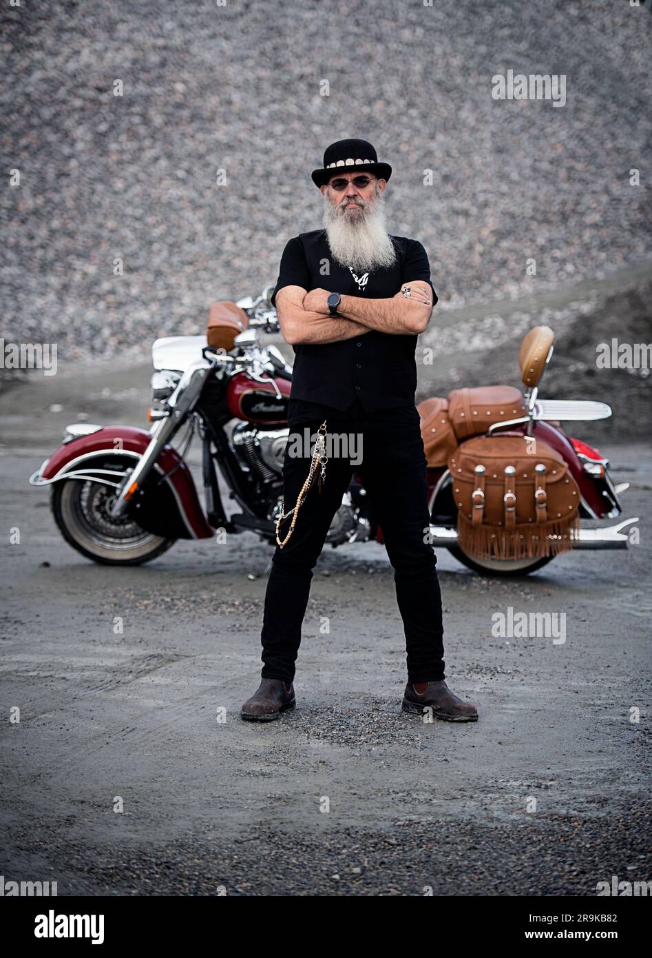 motorcycle biker indian man beard rock'n roll Stock Photo - Alamy