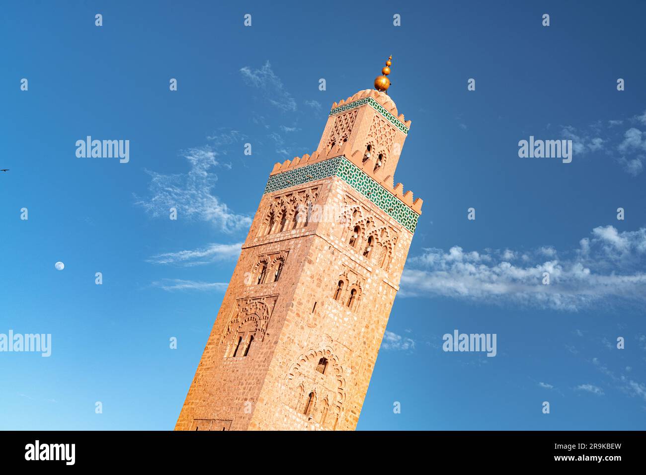 Clear sky over the minaret tower of Koutoubia mosque, Marrakech ...