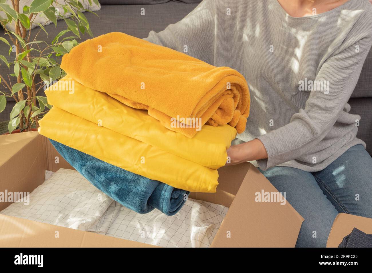 Packing for war hi-res stock photography and images - Alamy