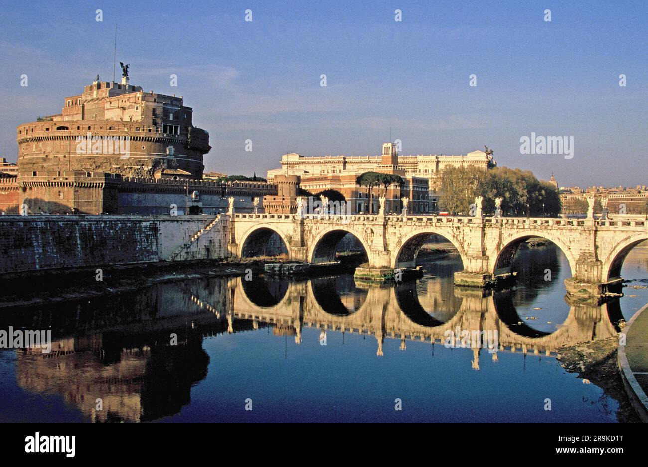 Castel Sant' Angelo and the Ponte Vittorio Emanuele II, Roma, Italy ...