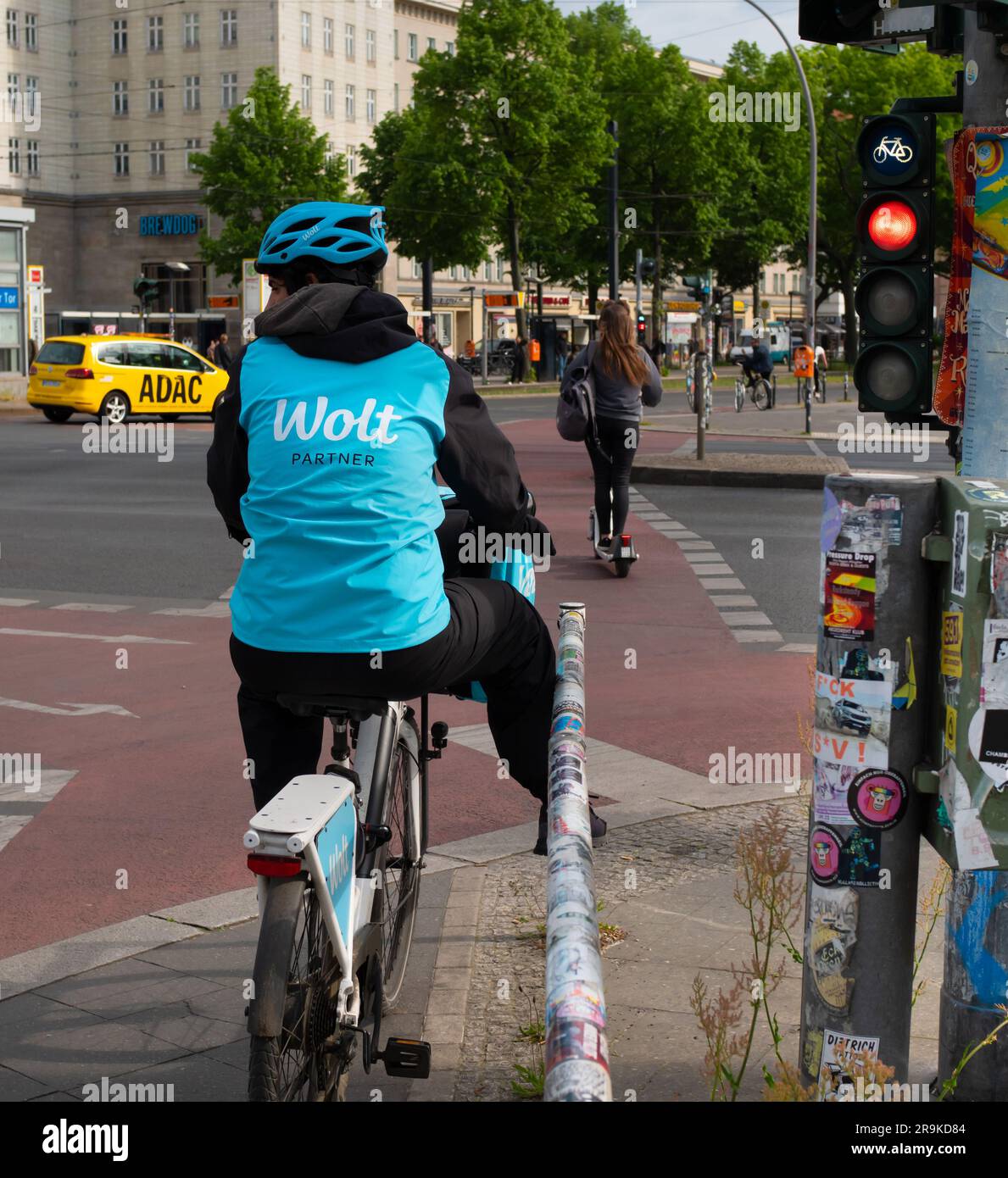 Berlin, Germany. 18th May, 2023. 18.05.2023, Berlin. A messenger from ...