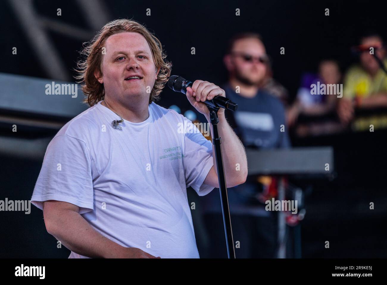 Lewis capaldi glastonbury 2023 hi-res stock photography and images - Alamy