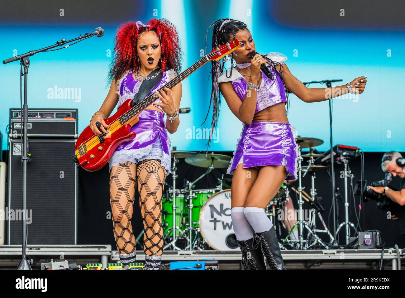 Nova Twins Sunday At The 2023 Glastonbury Festival Worthy Farm