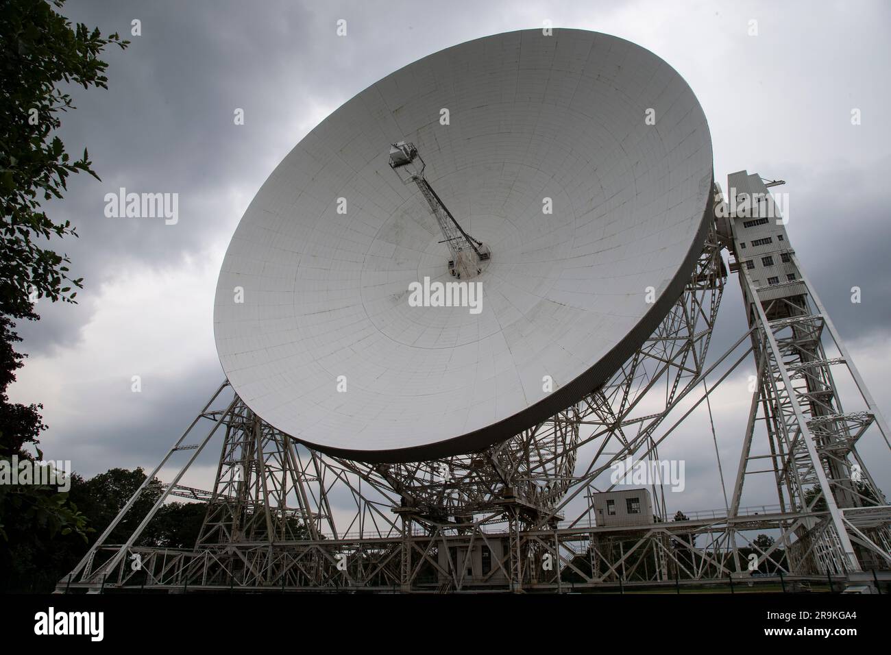 View of the enormous 76 metre dish Lovell radio telescope at Jodrell ...