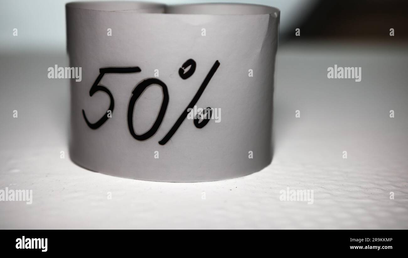 Handwritten notes on white note paper Stock Photo - Alamy