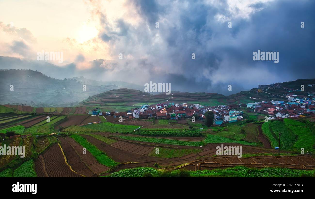 Beautiful rural village Poombarai View Over The Misty Clouds. Poombarai ...