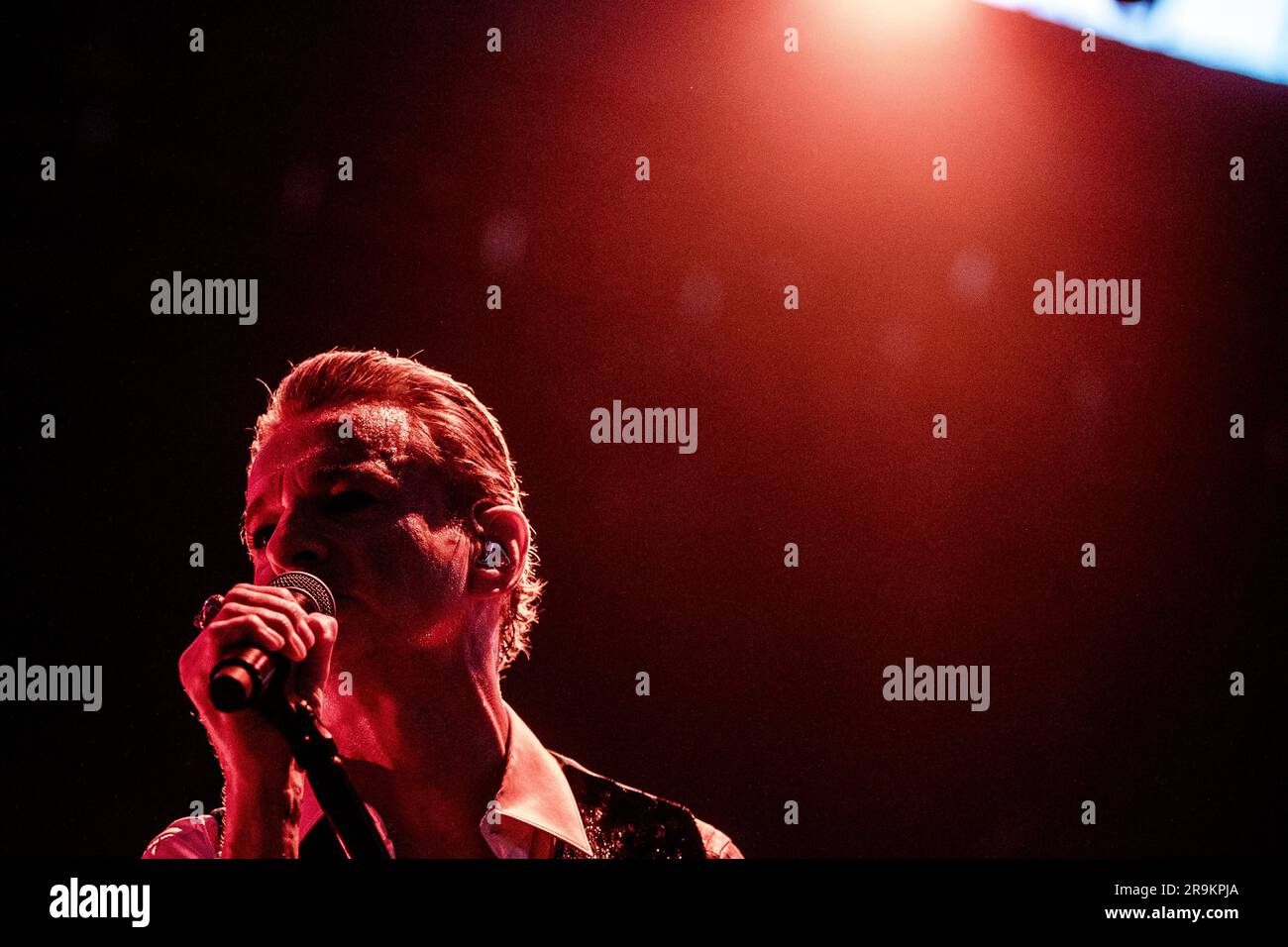 Dave gahan depeche 2023 hi-res stock photography and images - Alamy