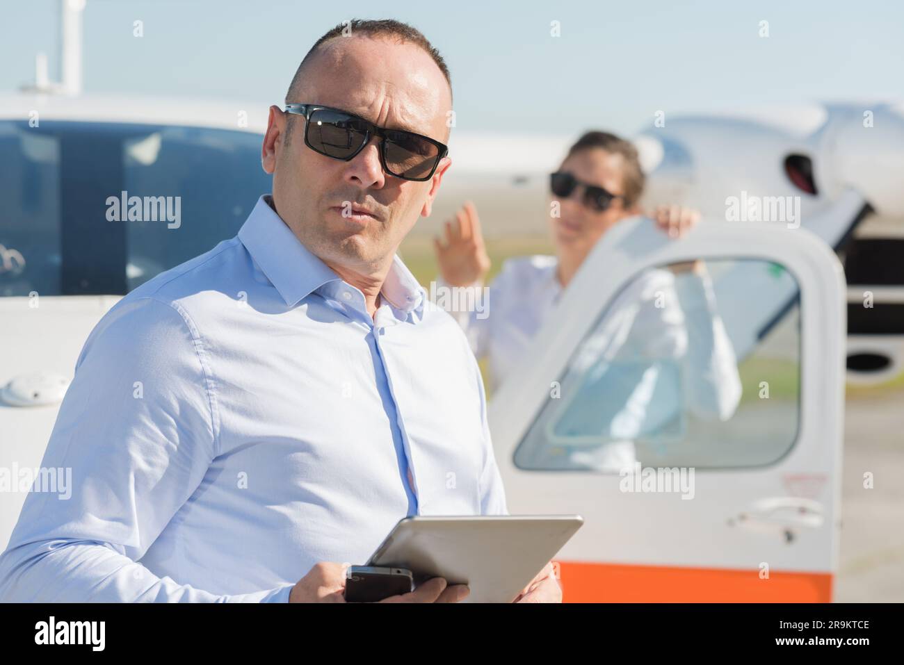a pilot before entering the cockpit Stock Photo - Alamy