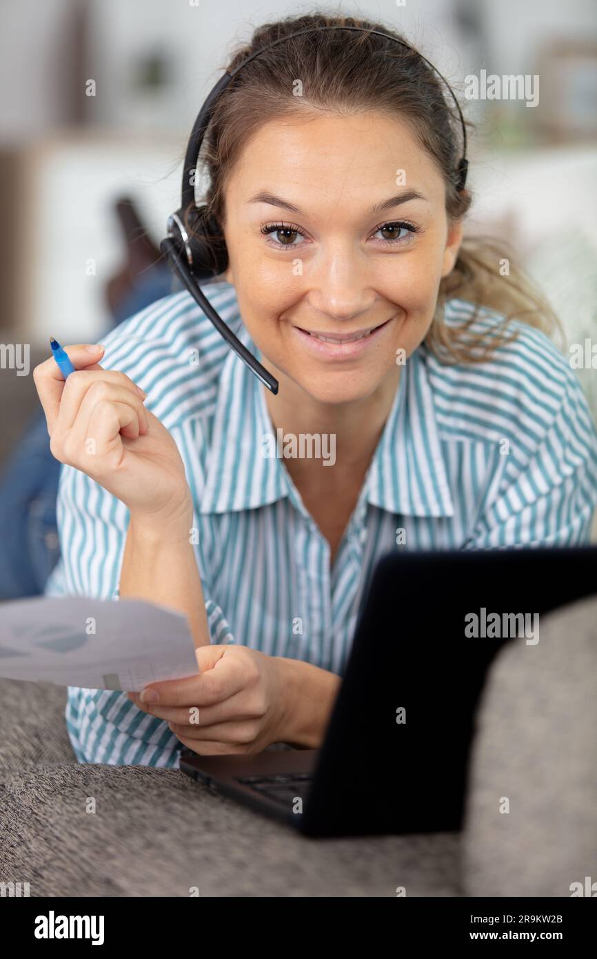 head shot cheerful smiling pretty girl with computer Stock Photo - Alamy