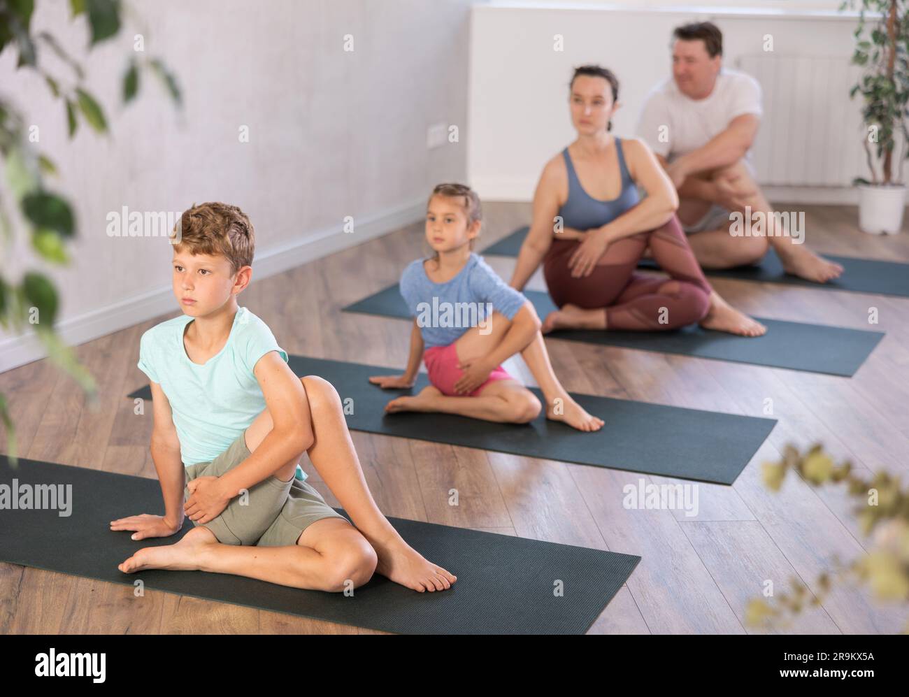 Deportment class hi-res stock photography and images - Alamy