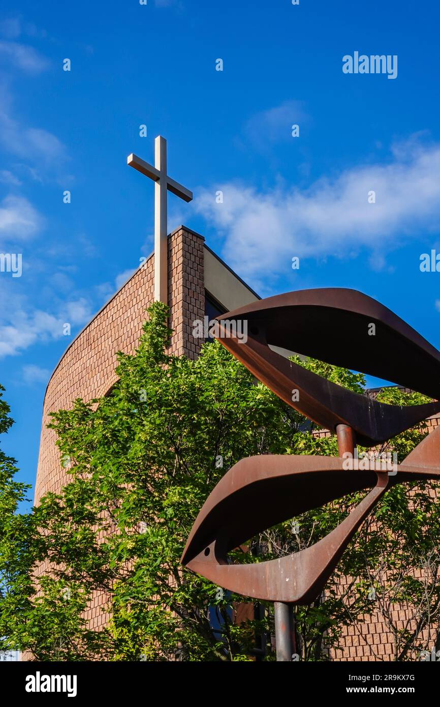 Cross front top hi-res stock photography and images - Alamy
