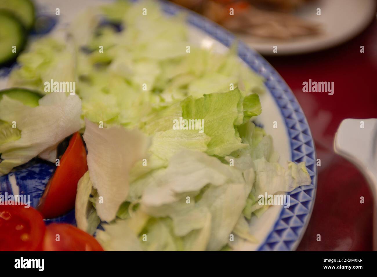 Cut up lettuce hi-res stock photography and images - Alamy