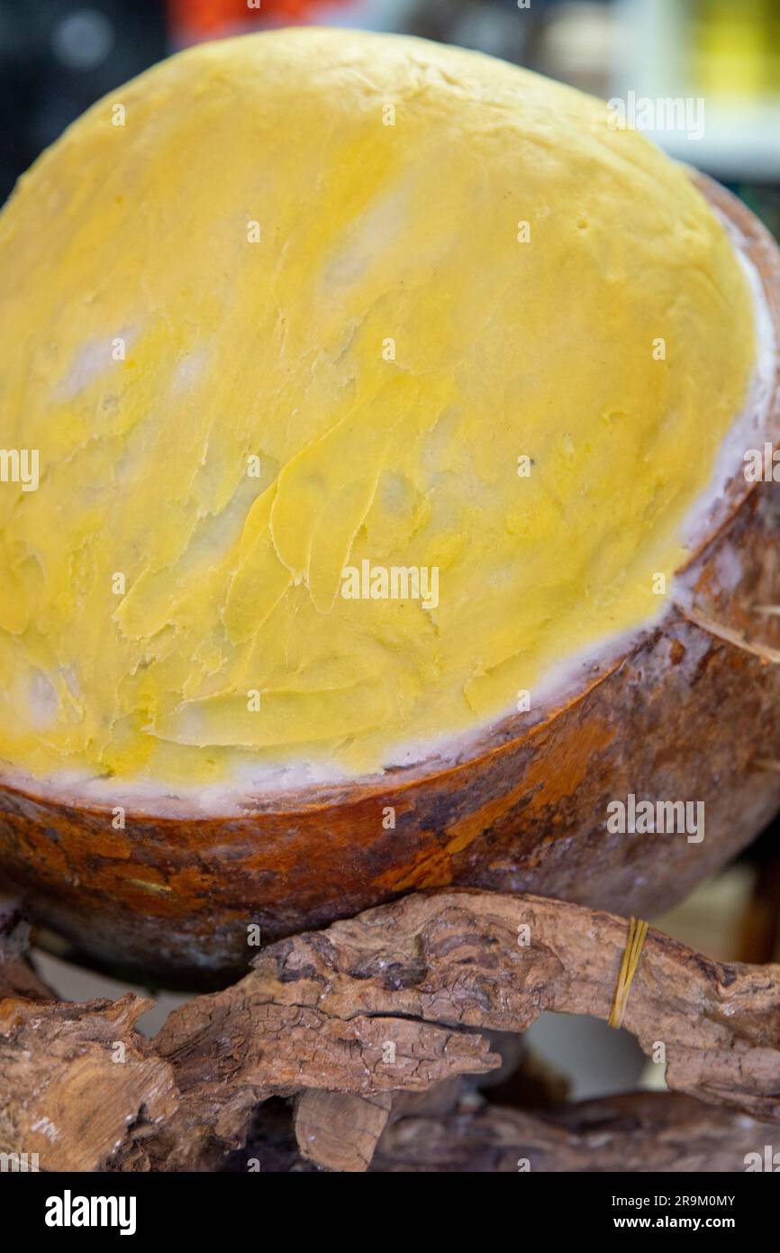 100 percent shea butter hi-res stock photography and images - Alamy