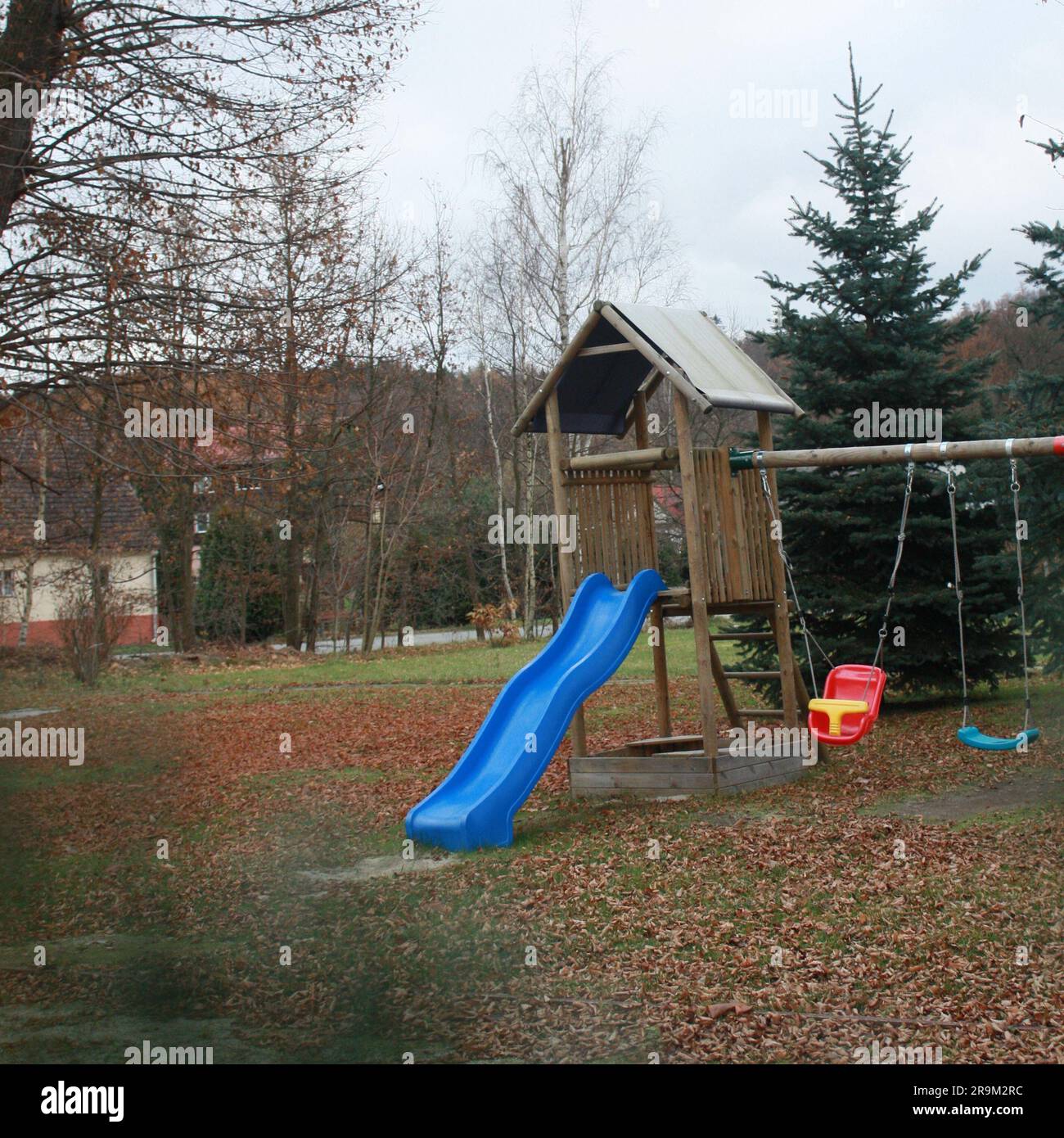 Play structures hi-res stock photography and images - Alamy