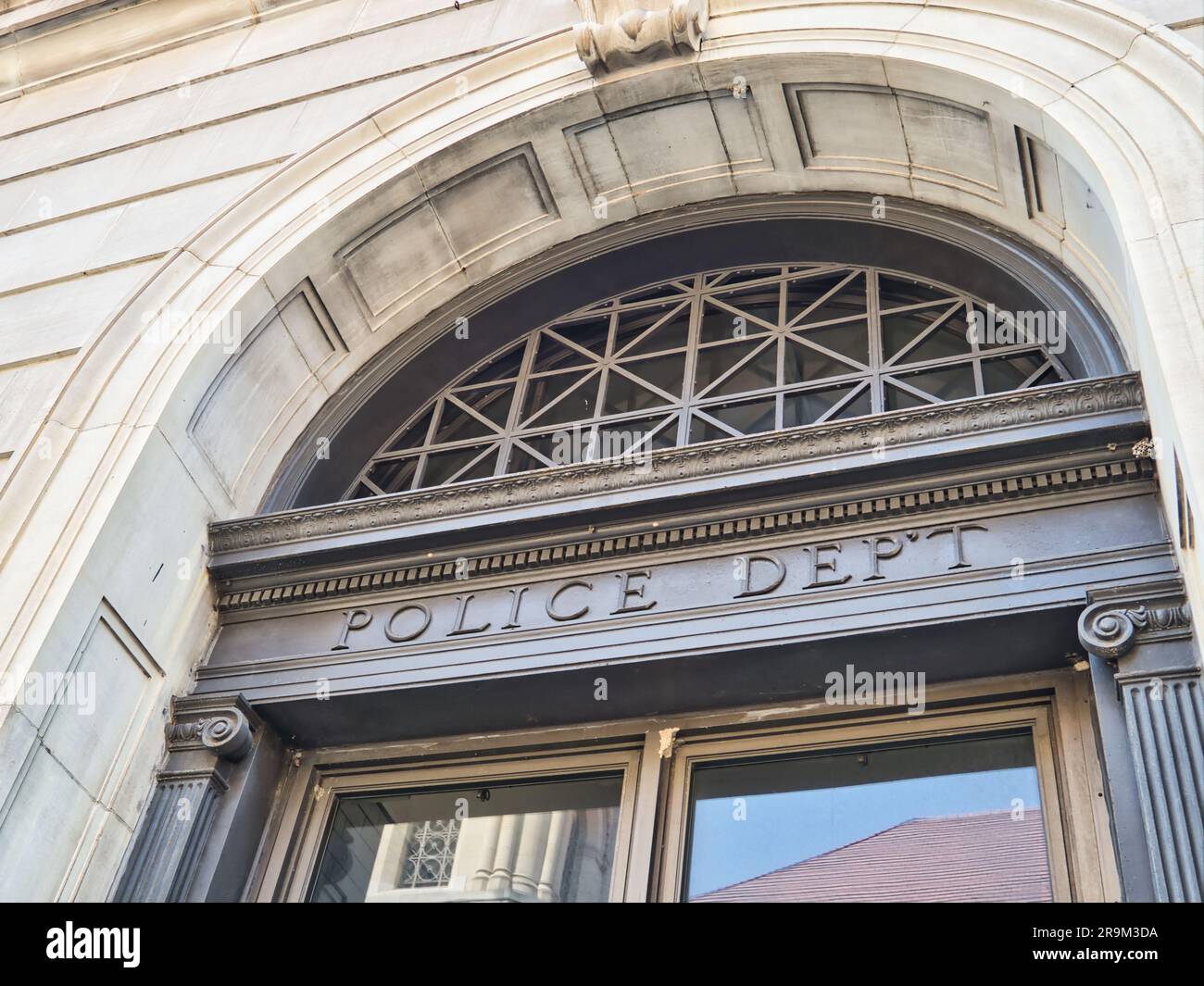 Police department sign hi-res stock photography and images - Alamy