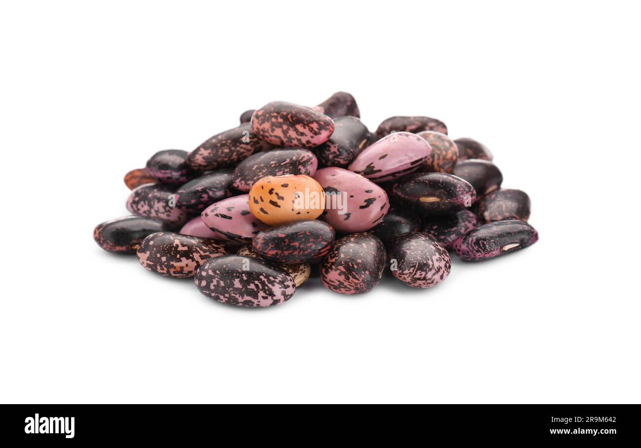 Pile of dry kidney beans on white background Stock Photo - Alamy
