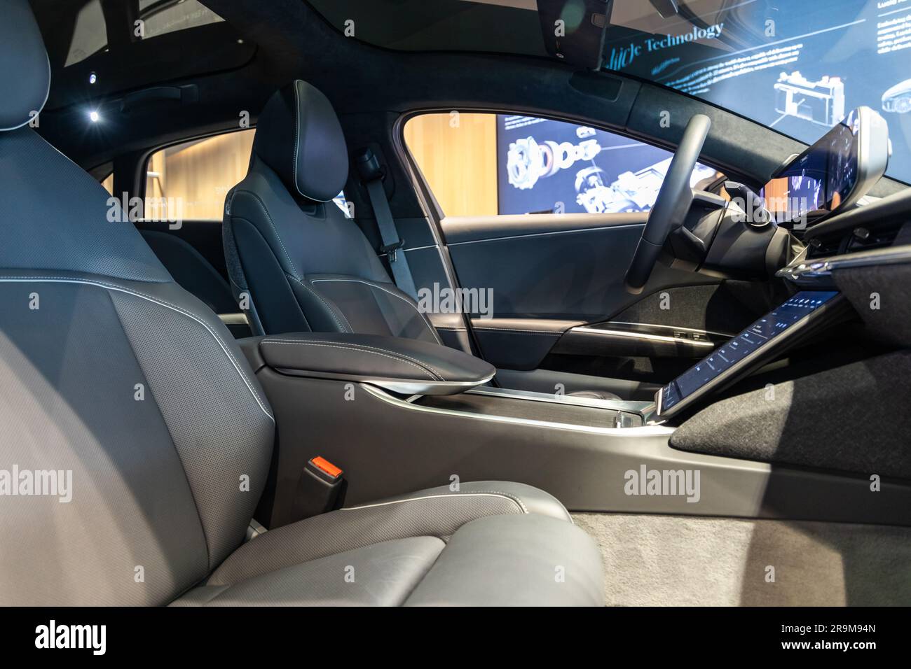 Lucid showroom hi-res stock photography and images - Alamy