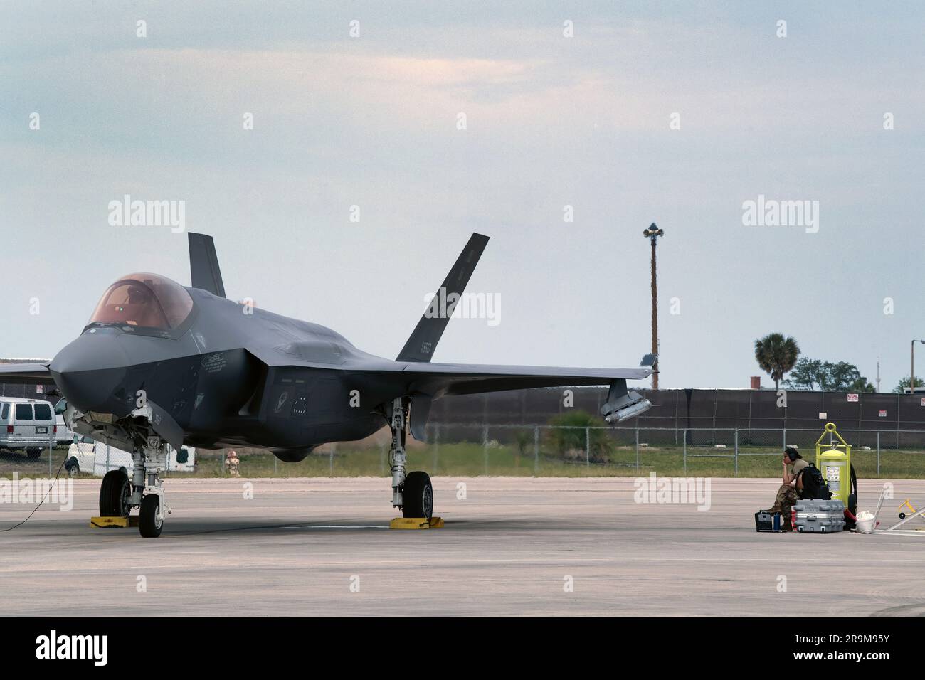 4th fighter generation squadron hi-res stock photography and images - Alamy