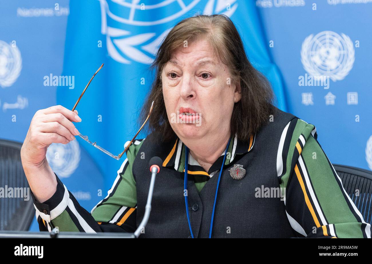 Palestine war 2022 hi-res stock photography and images - Alamy