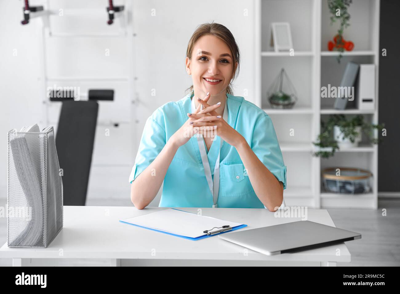 Female medical intern at hospital Stock Photo - Alamy