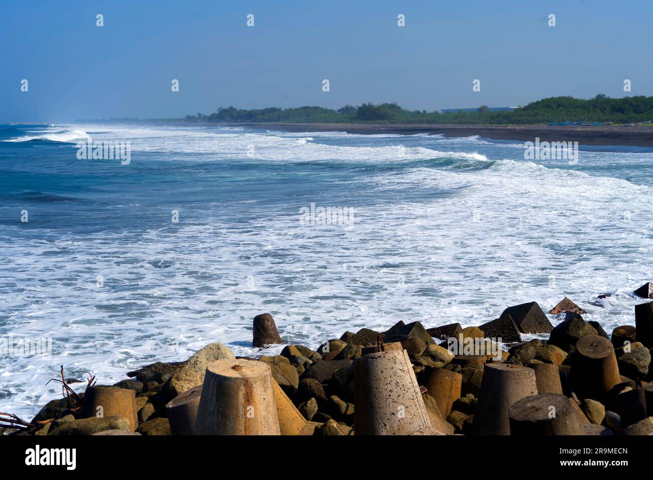 Tetrapod or breakwaters at Glagah beach in Kulonprogo, Indonesia ...