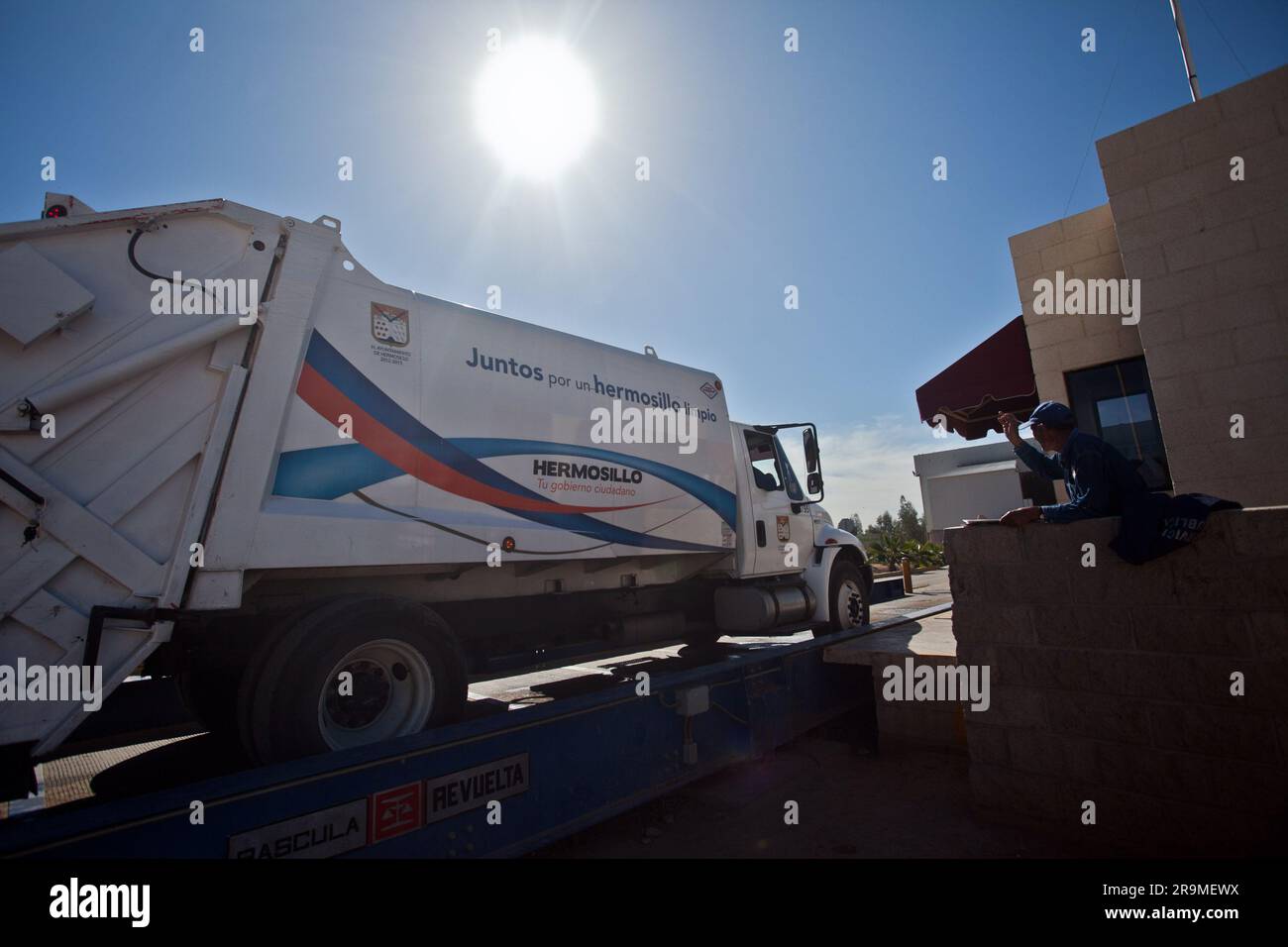 Garbage collection, Municipal public services, garbage collection in ...