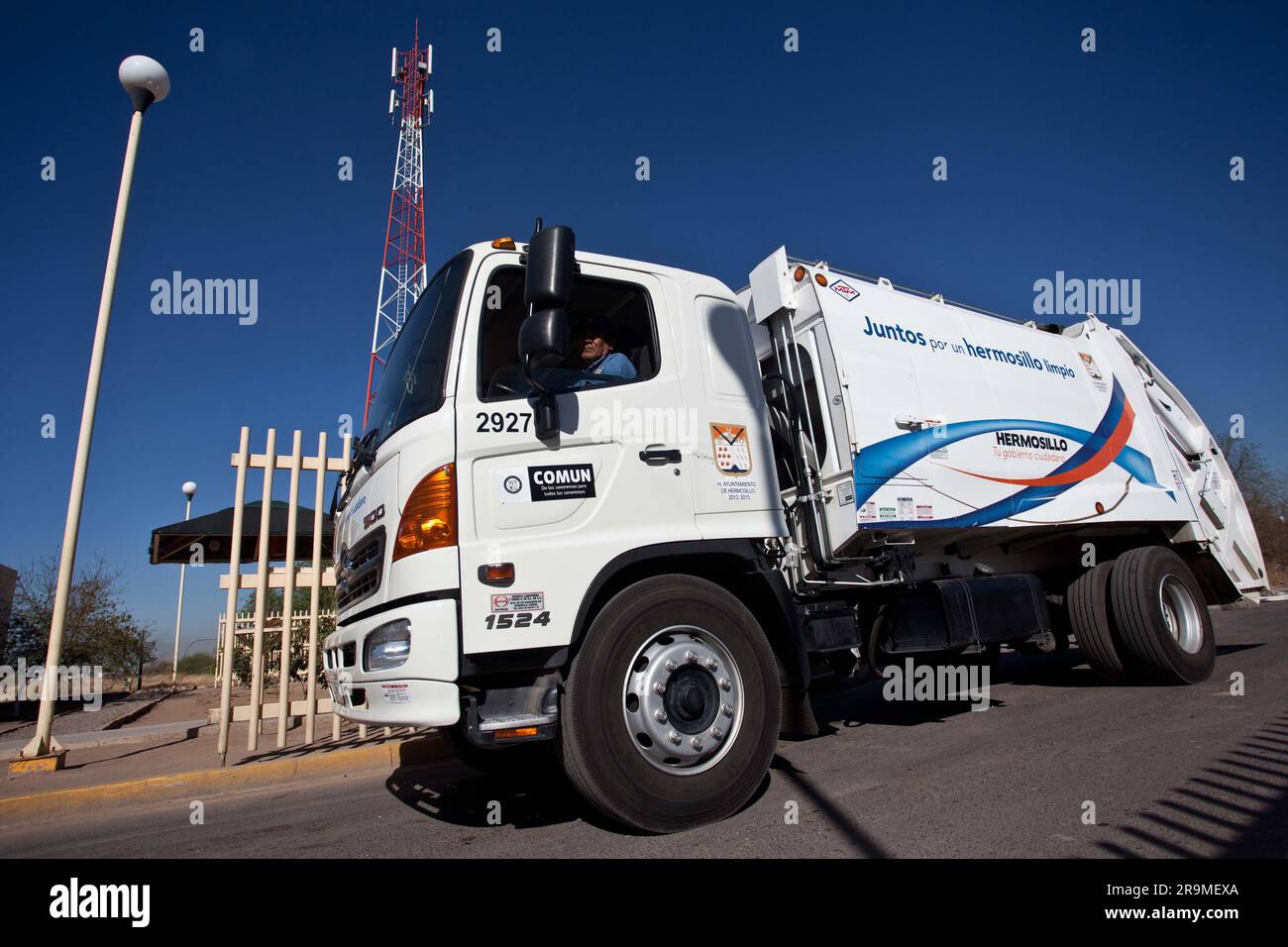 Garbage collection, Municipal public services, garbage collection in ...