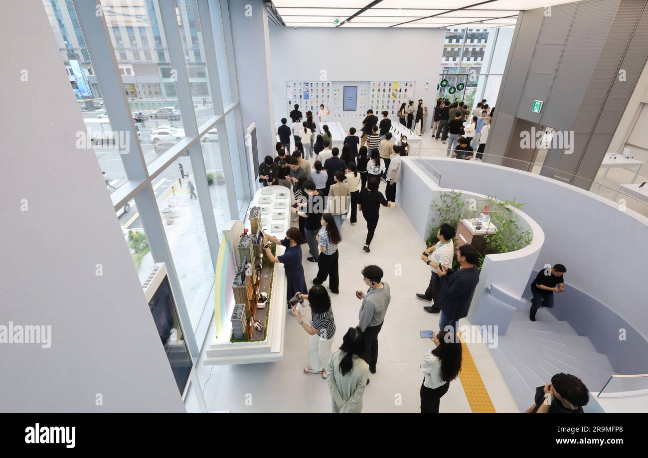 28th June, 2023. Samsung Electronics to open flagship store in Seoul's ...