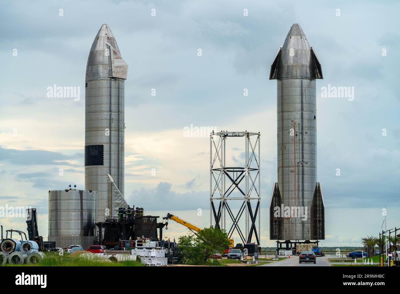 SpaceX Starships SN15 and SN16 at Boca Chica, Texas Stock Photo - Alamy