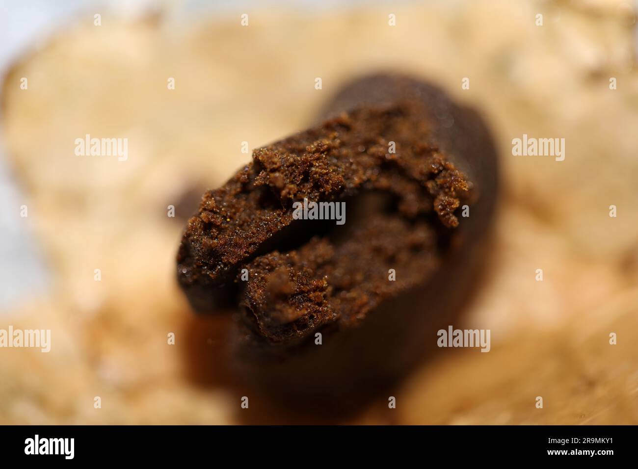 Drug dealer and child hi-res stock photography and images - Alamy