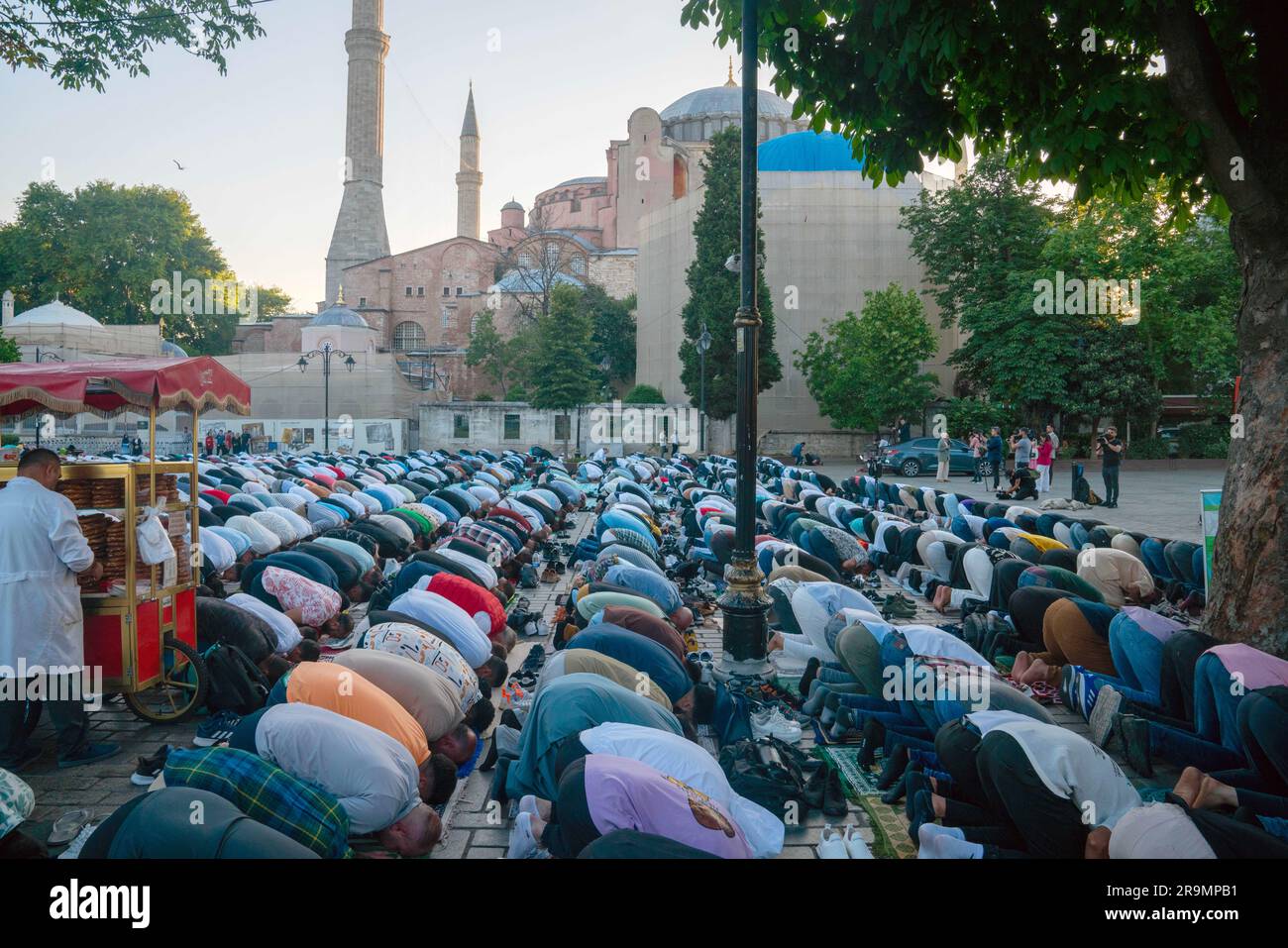 Sultanahmet, Istanbul, Turkey. 28th June, 2023. Muslims perform Eid ...