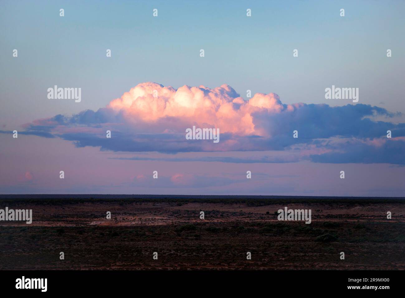 Cloud over landscape, Pilbara, Western Australia Stock Photo - Alamy
