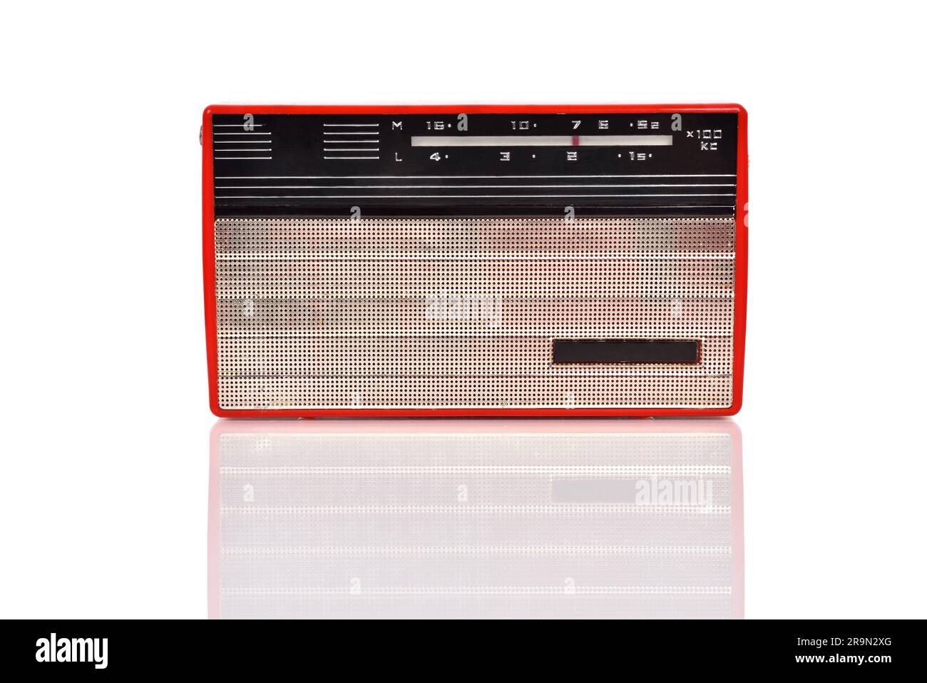 red vintage radio on a whute background Stock Photo - Alamy