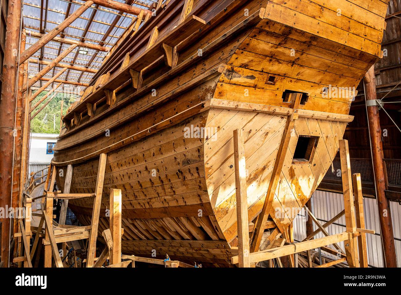 Albaola. Historic Whaling Boat reconstruction in the Basque port of ...