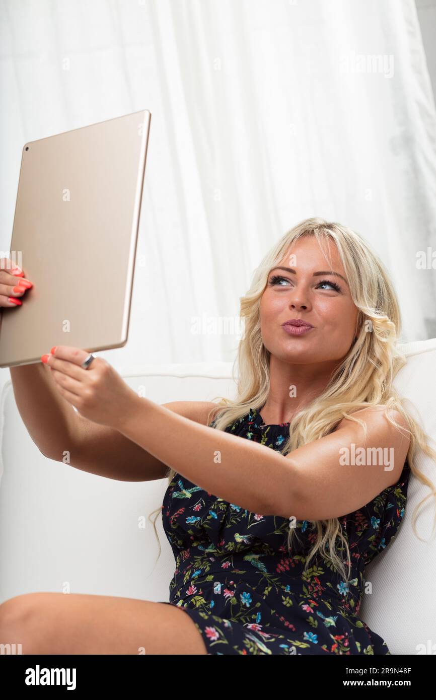 Strike striking a pose hi-res stock photography and images - Alamy