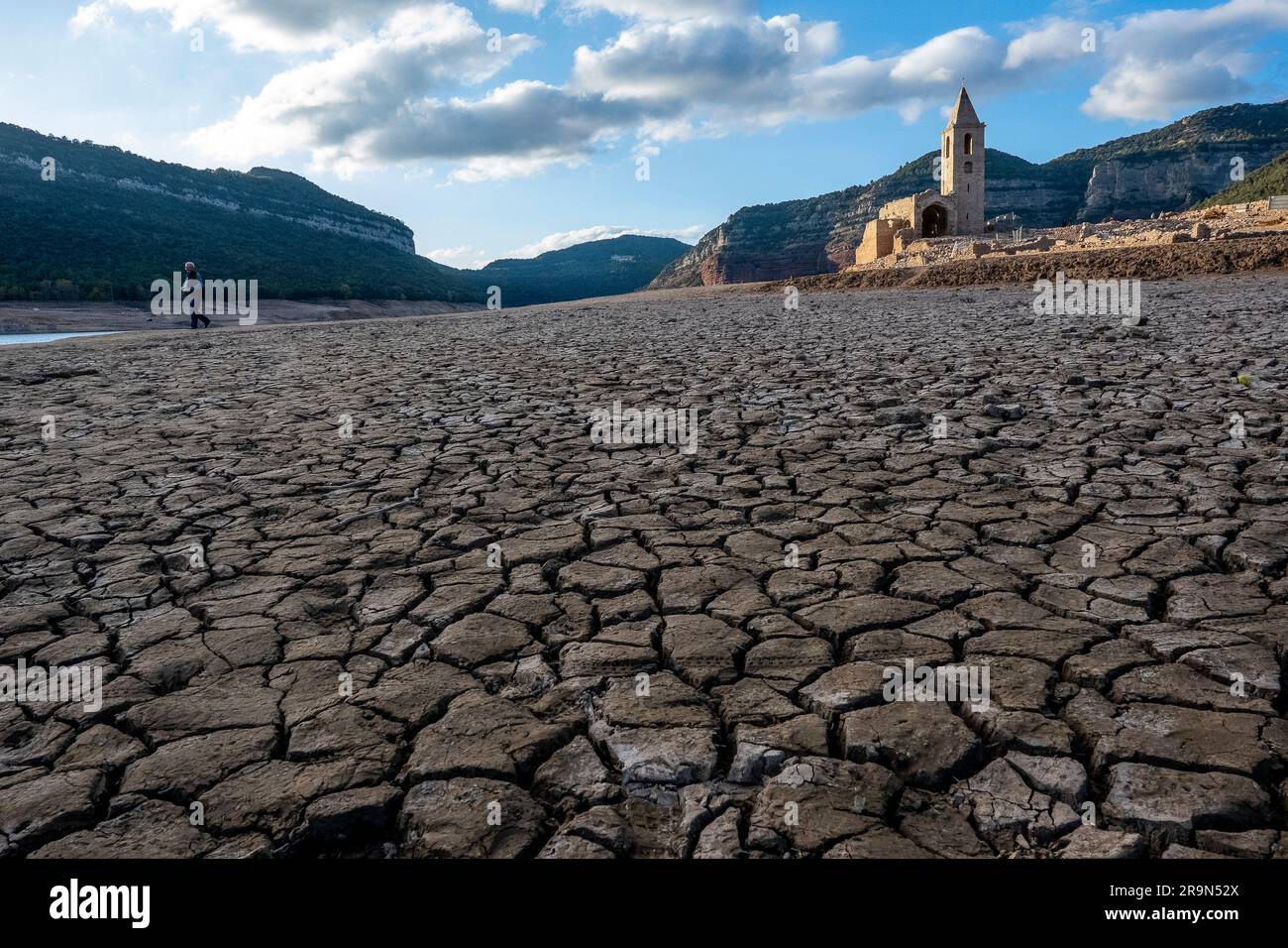 Sau reservoir and Sant Romà de Sau church during a drought, Osona ...