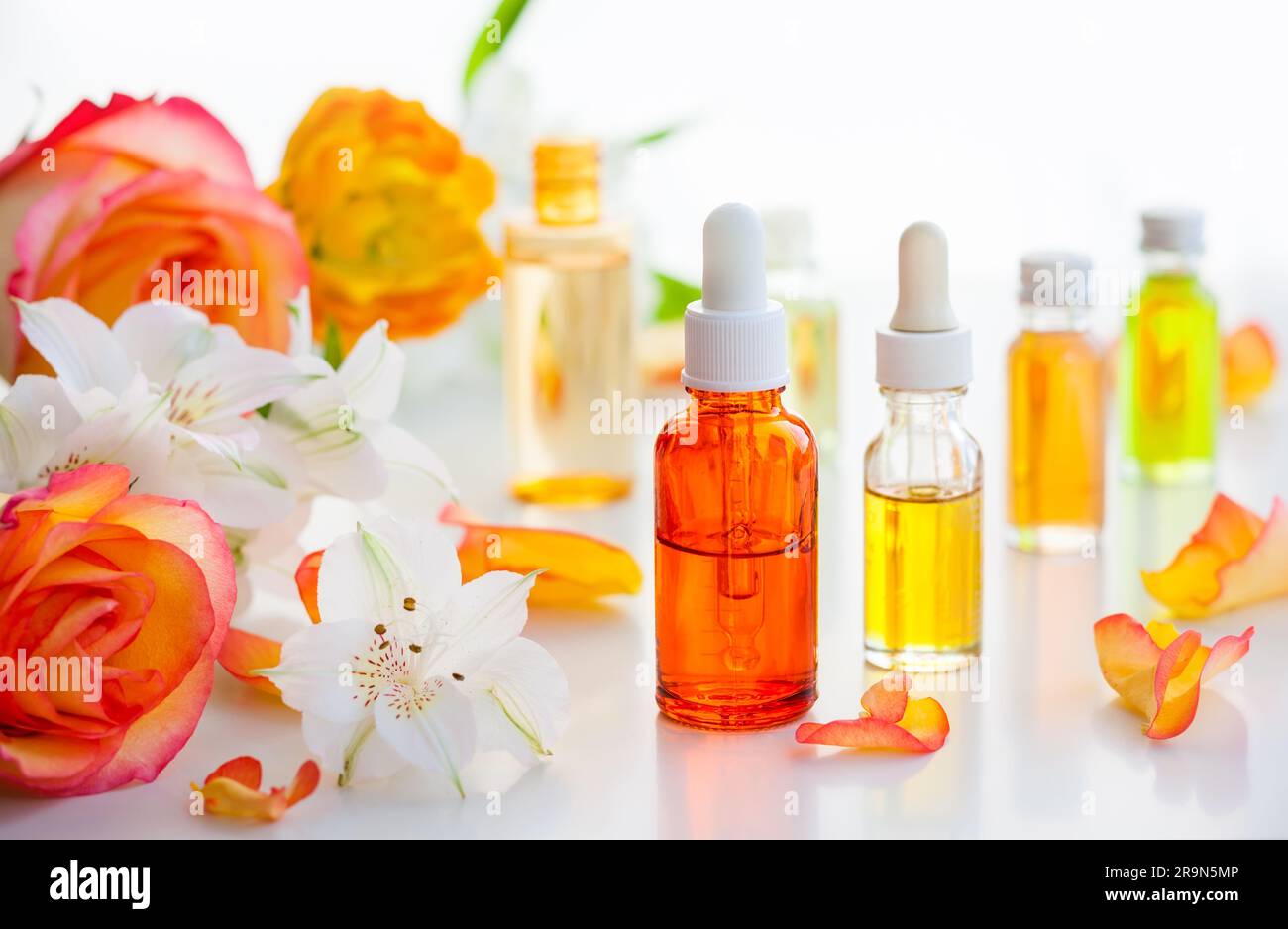 Essential fragrance oils rose hi-res stock photography and images - Alamy