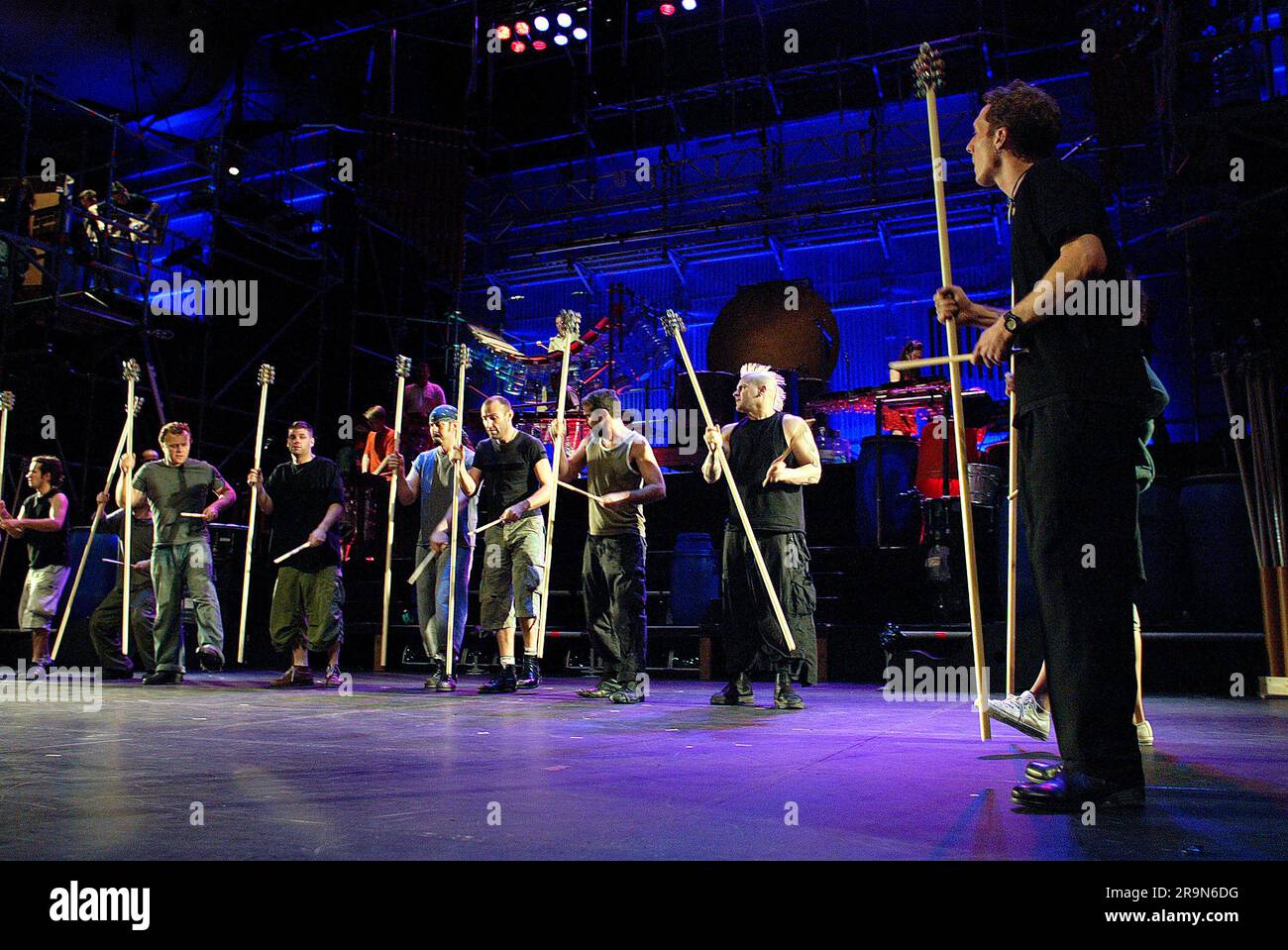 Stomp stage hi-res stock photography and images - Alamy