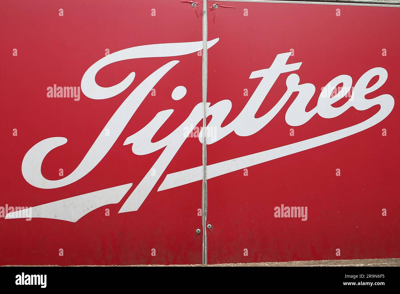 Cricket club logo hi-res stock photography and images - Alamy