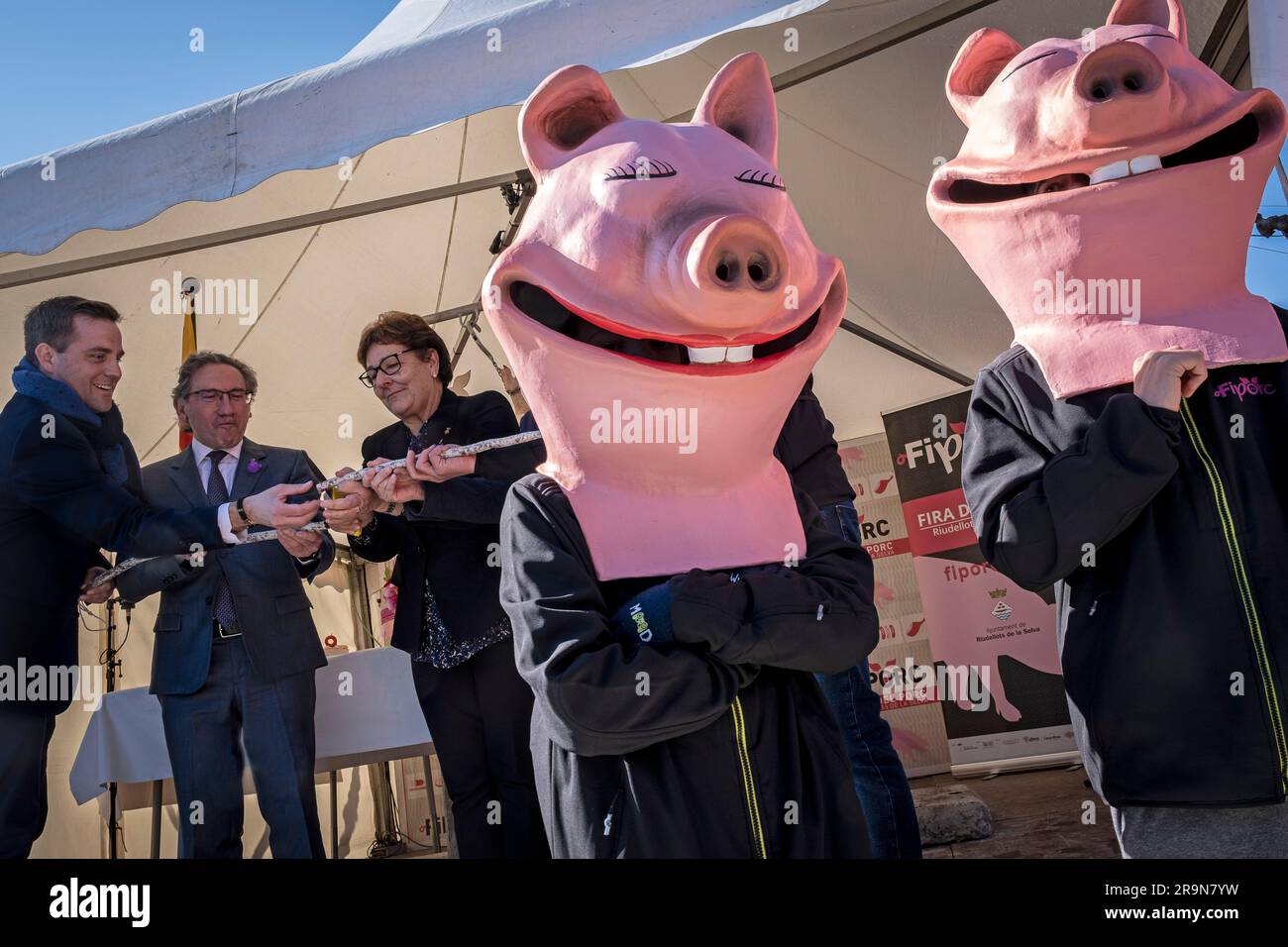 Authorities and mascots during the opening. Firaporc, pig fair ...