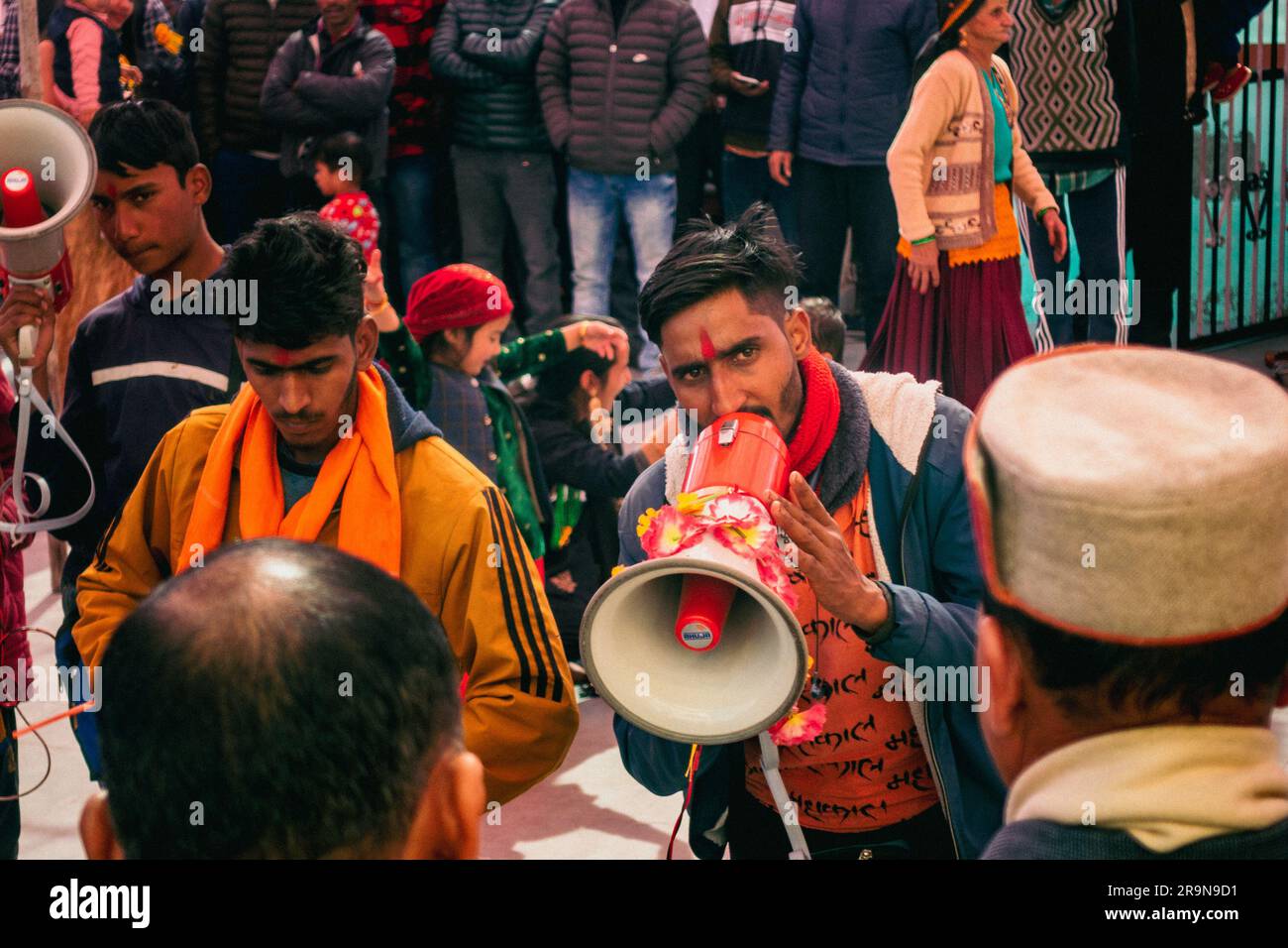 31st January 2023, Tehri Garhwal, Uttarakhand, India.Man singing a ...