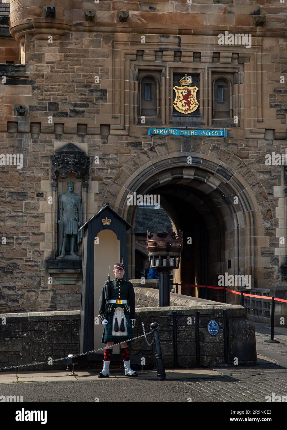 Edinburgh city guard hi-res stock photography and images - Alamy