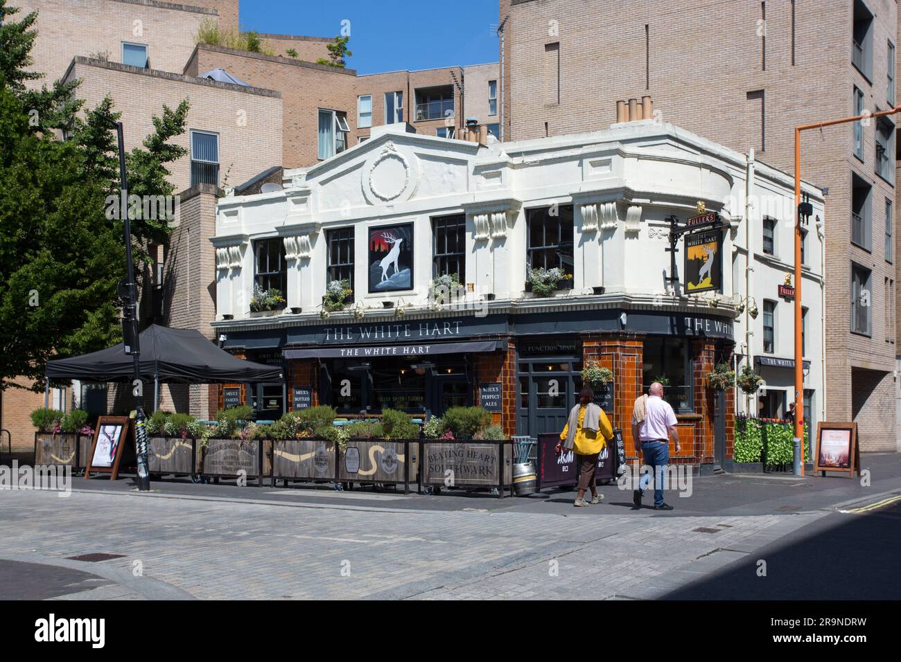 Southwark white hi-res stock photography and images - Alamy