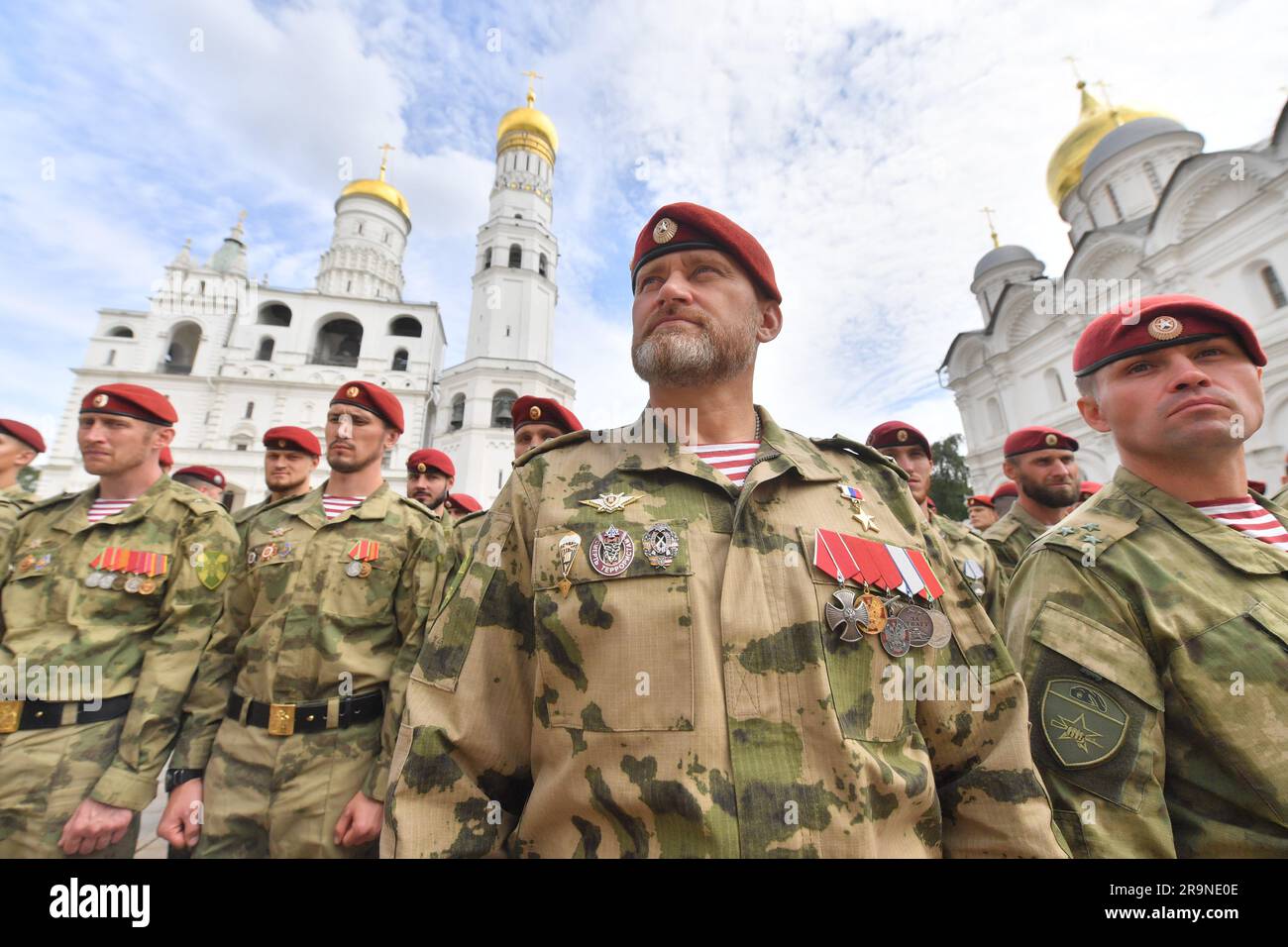 Moscow. Servicemen before Russian President Vladimir Putin's address to ...