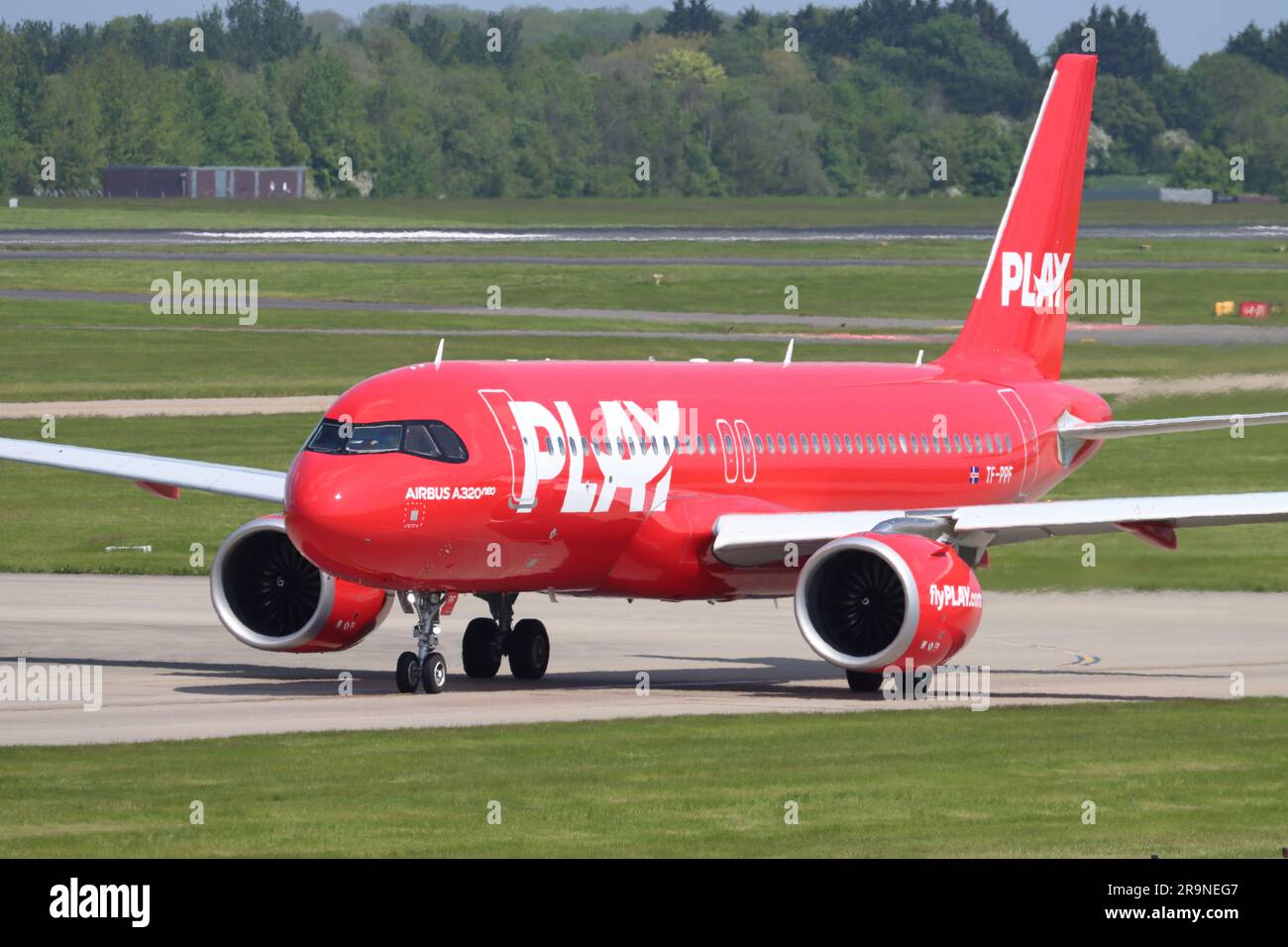 Play Airlines, Airbus A320 Neo TF-PPF, departs Stansted Airport, Essex ...