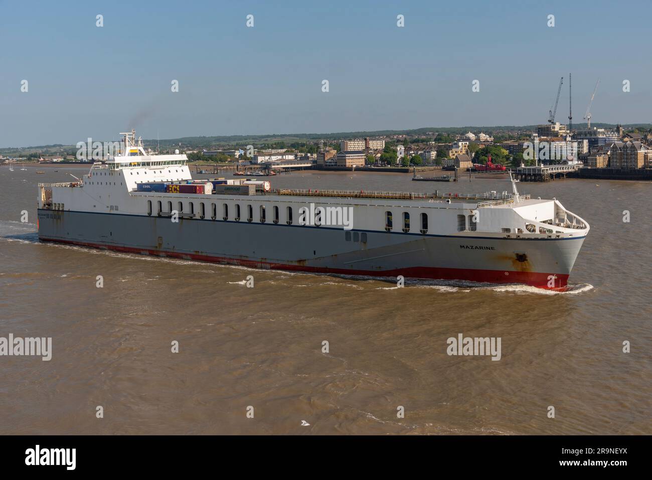Essex water ship estuary hi-res stock photography and images - Alamy