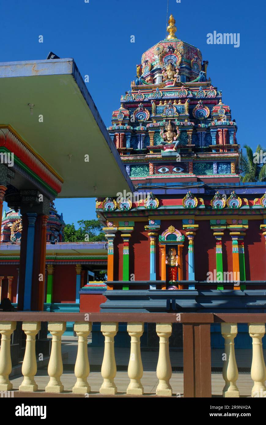 Sri Siva Subramaniya Hindu Temple, Nadi, Viti Levu, Fiji Stock Photo ...