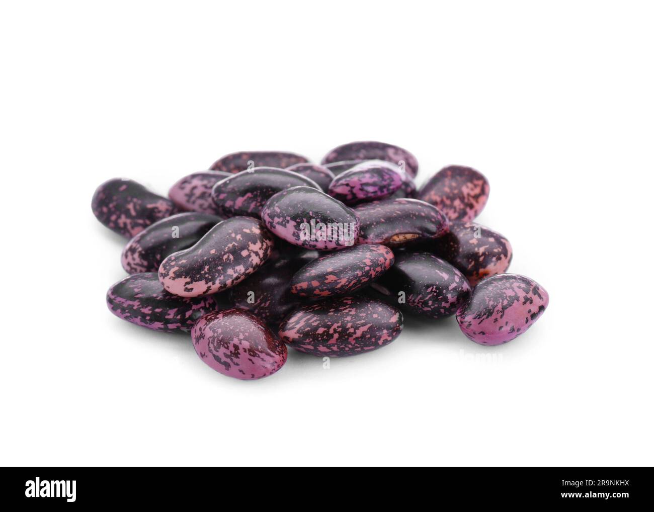 Pile of dry kidney beans on white background Stock Photo - Alamy