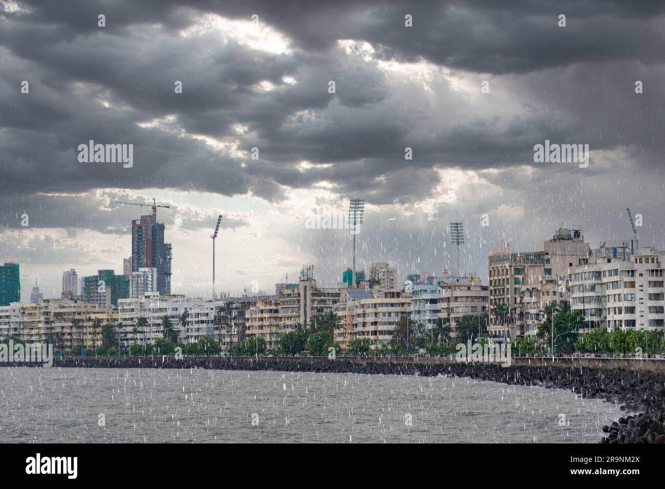 Mumbai during monsoon, heavy rain Stock Photo - Alamy