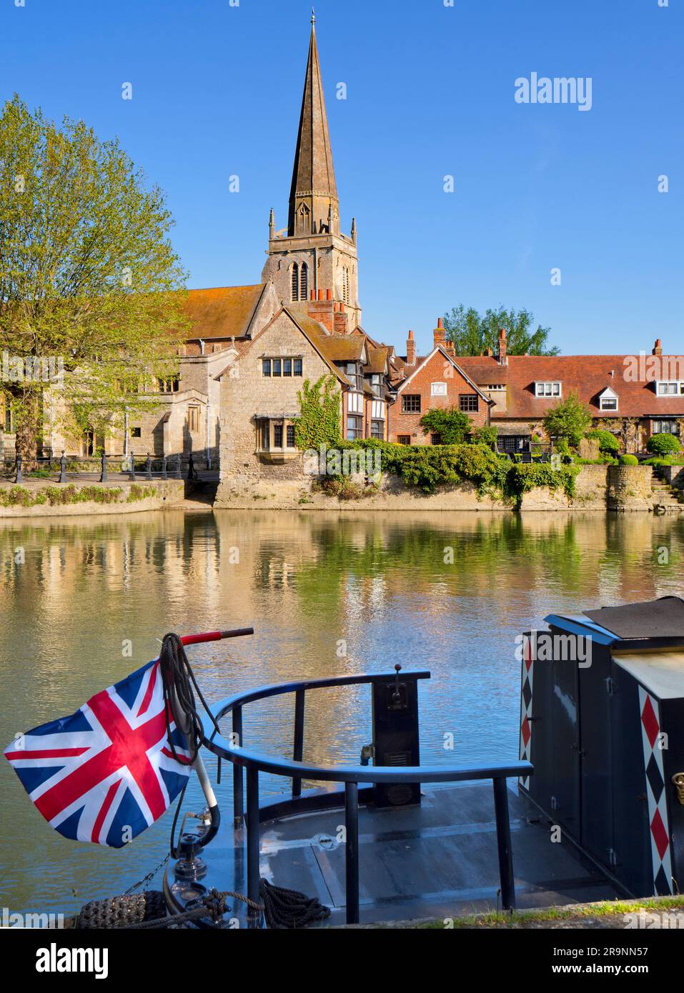 A fine view of the Thames at Abingdon, early on a summer morning. We're ...